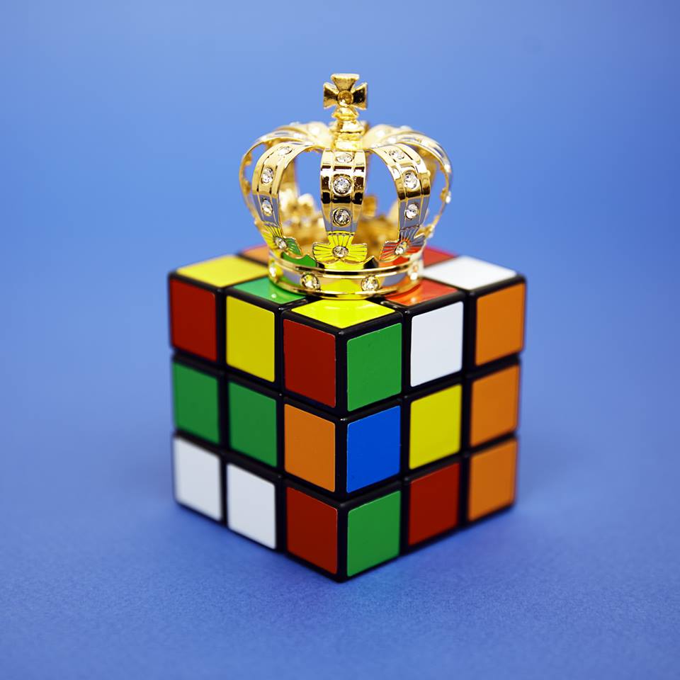 Rubik s Teams With Fantasma Magic For New Magic Sets rubik-s-teams-with-fantasma-magic-for-new-magic-sets